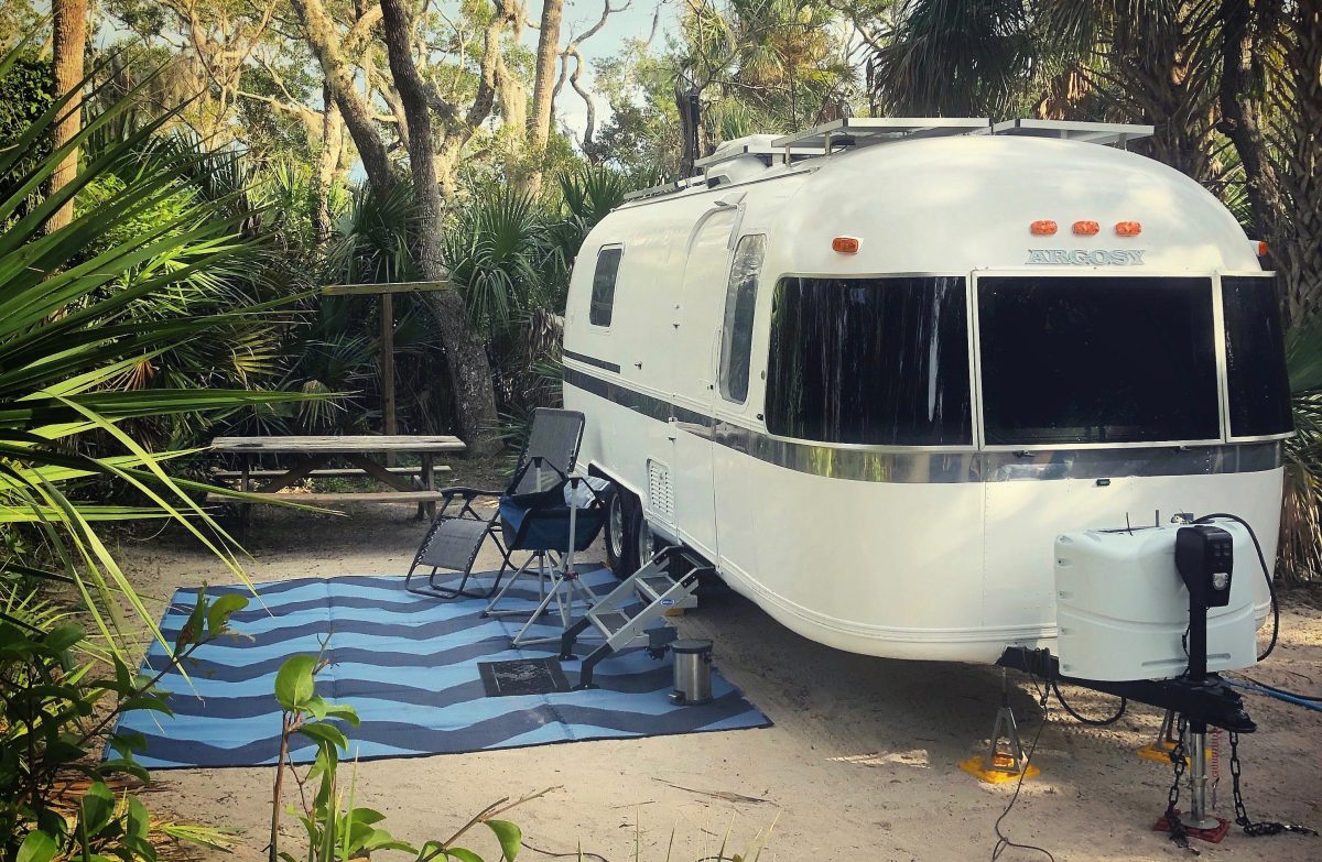 5 Ways Around the RV 10 Year Rule - Drivin' & Vibin'