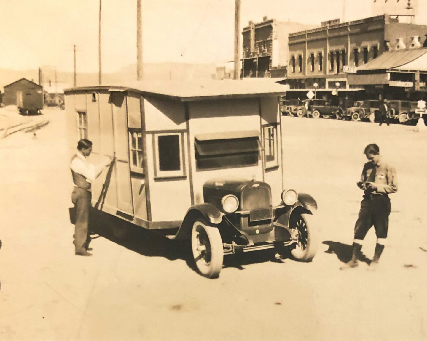 This Is RVing 100 Years Ago (+9 Other Decades) - Drivin' & Vibin'