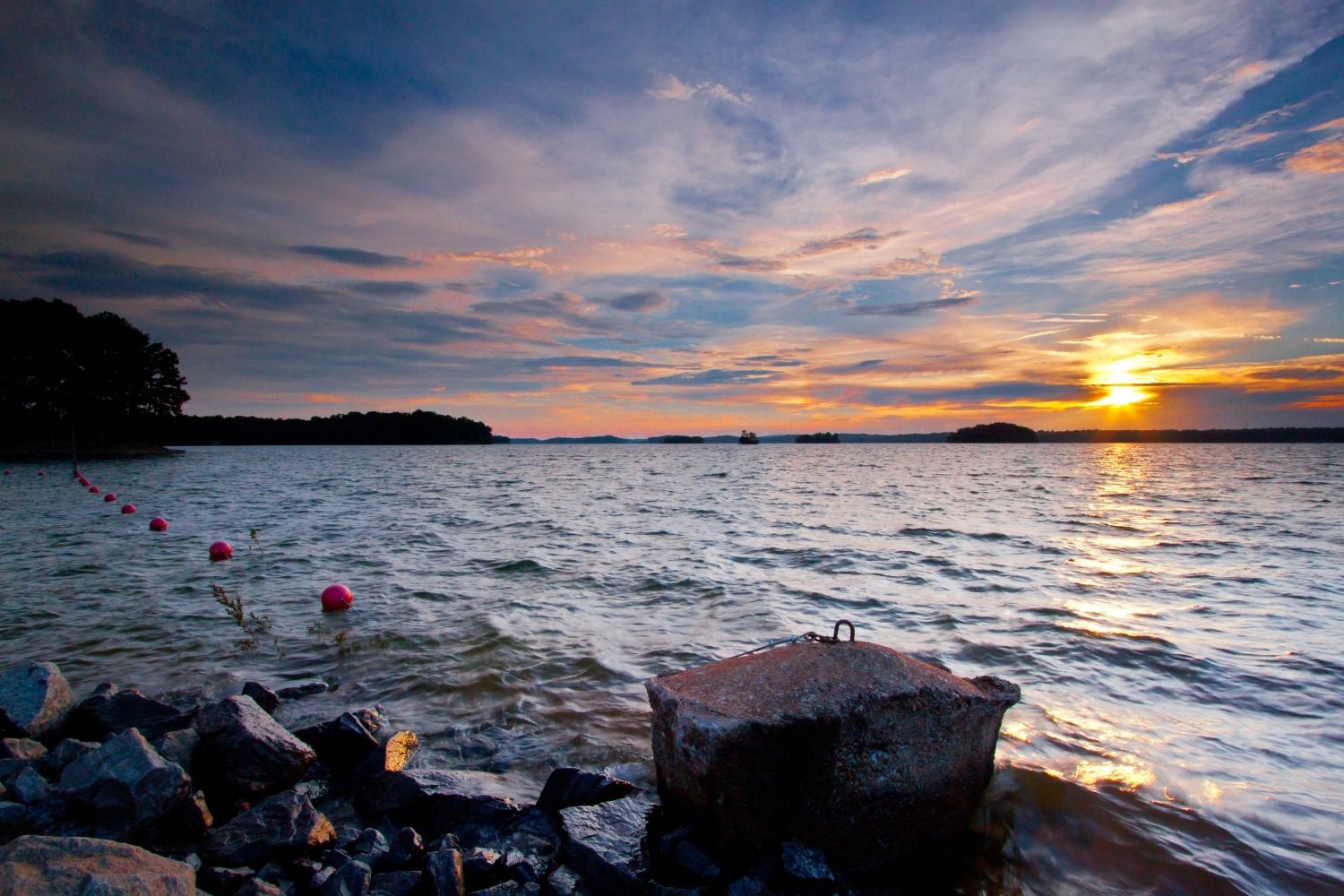 7 Best Lakes in Georgia (and Awesome Nearby Campsites)