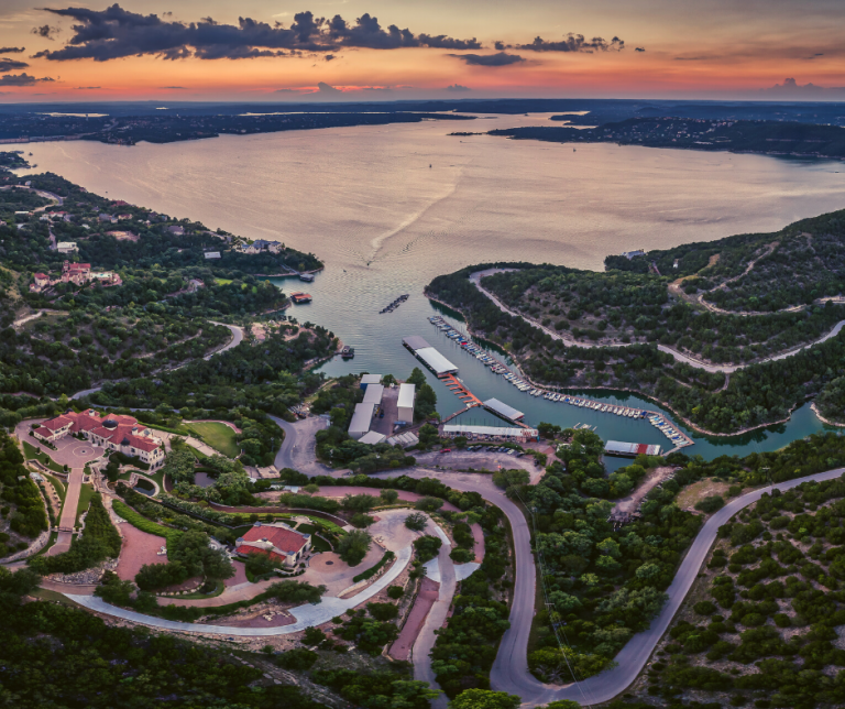 7 Best Lakes in Texas (and Awesome Nearby Campsites) - Drivin' & Vibin'