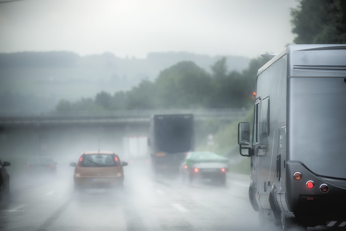 Is It too Windy to Drive Your RV? - Drivin' & Vibin'