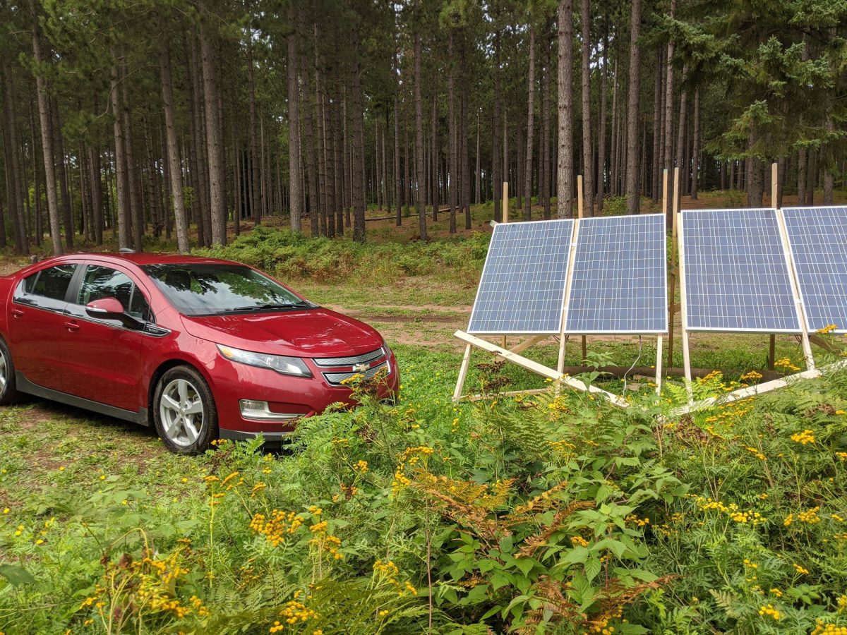 RV Solar Power Really Strong Enough to Charge Vehicle - Drivin' & Vibin'