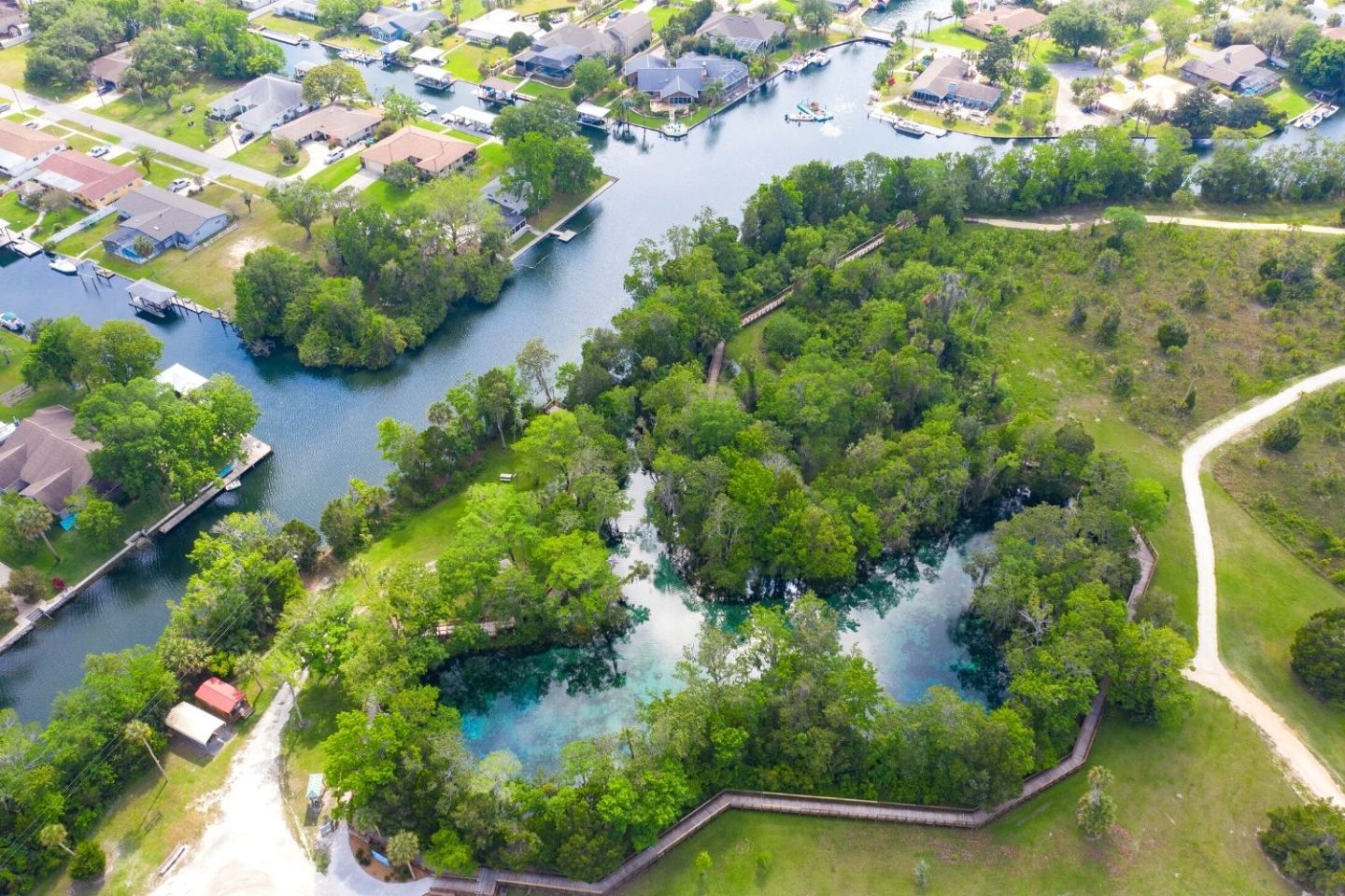 Who Owns the Most Land in Florida? - Drivin' & Vibin'