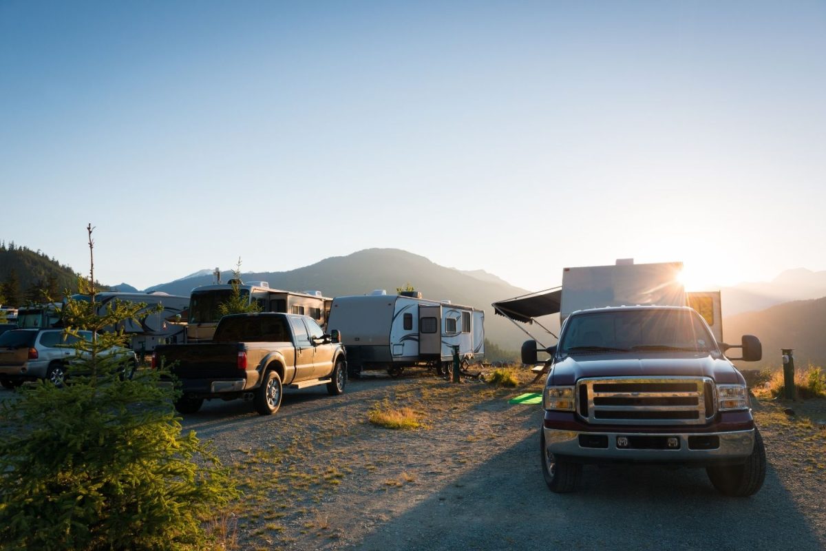 What RV Towing Truck Size Do You Need? - Drivin' & Vibin'