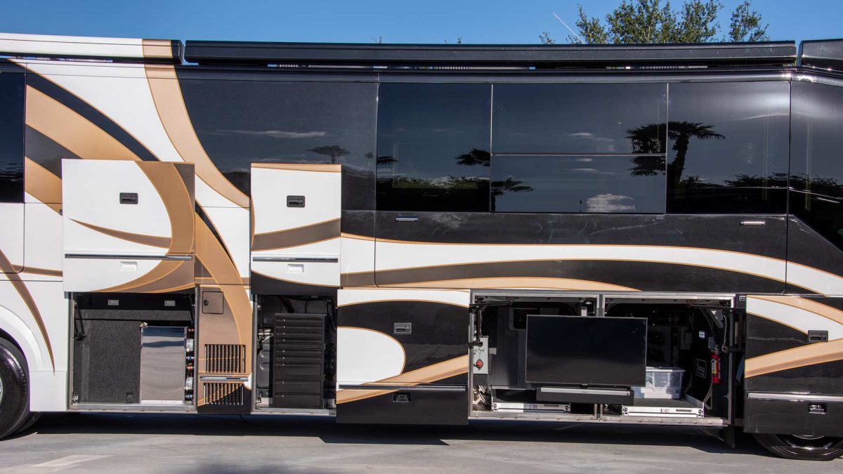The Most Expensive RV in the USA - Drivin' & Vibin'
