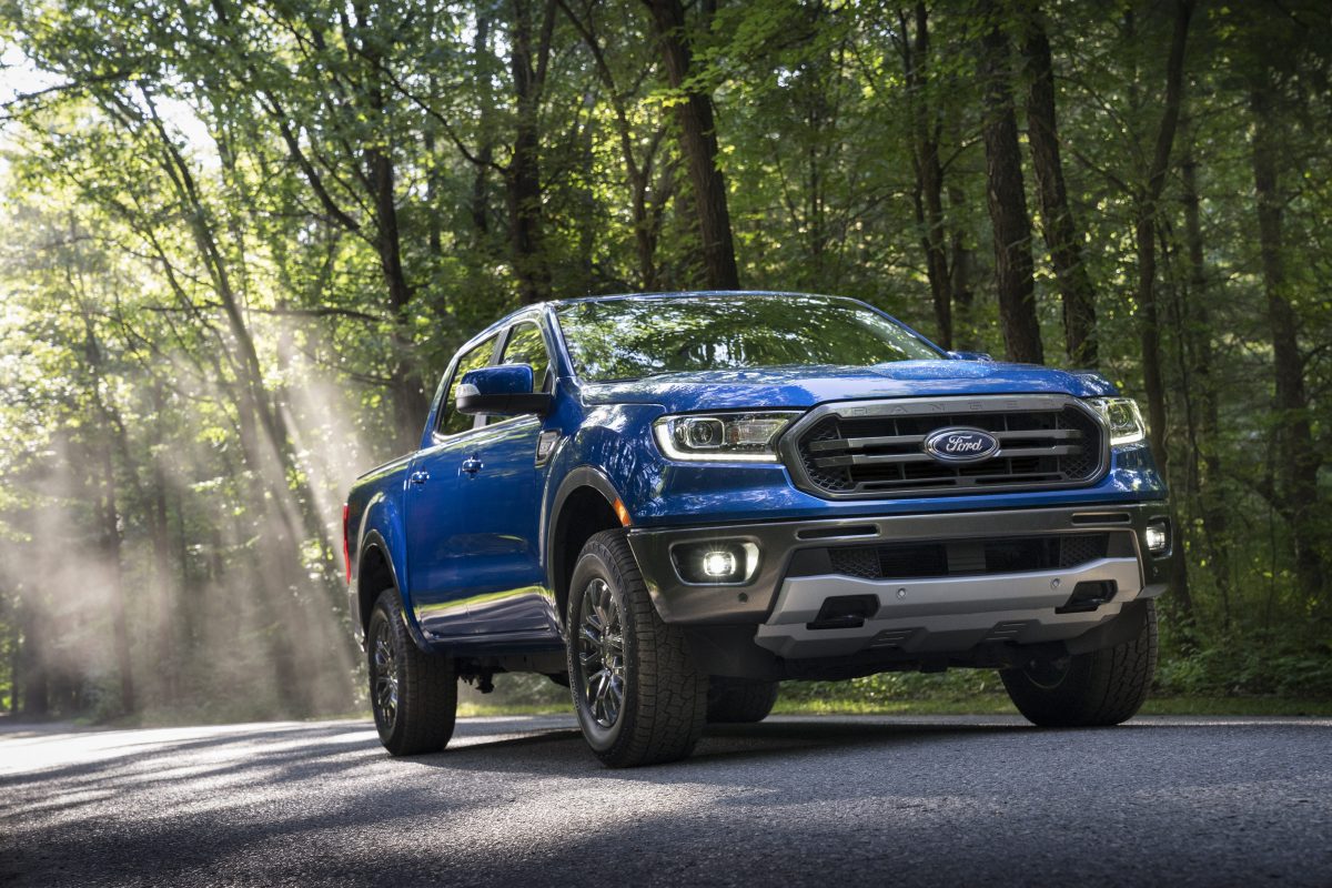 The 5 Best Compact Trucks for Towing in the USA - Drivin' & Vibin'