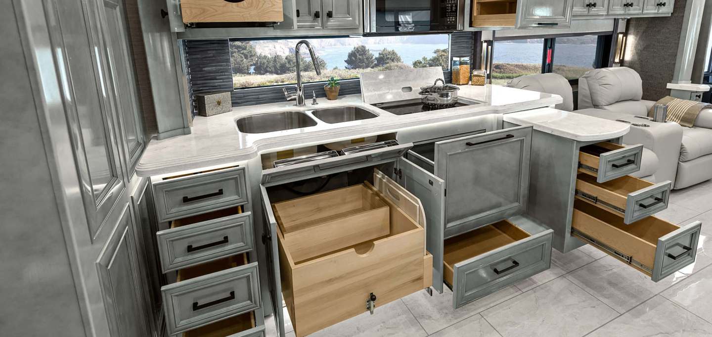 5 Best Tiffin RV Motorhomes in 2021 - Drivin' & Vibin'