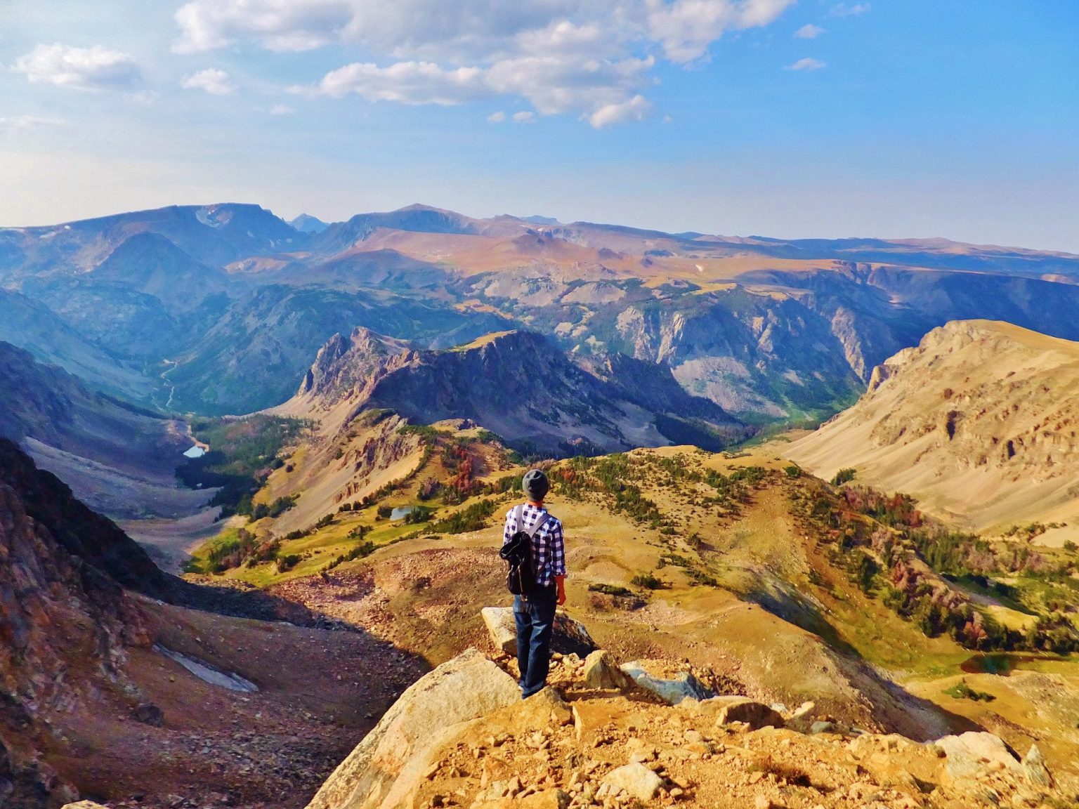 The Beartooth Highway Roadtrip Guide - Drivin' & Vibin'