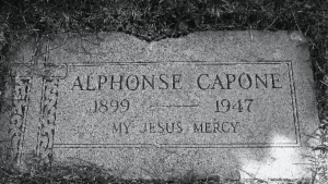 Where Is Al Capone's Grave? - Drivin' & Vibin'