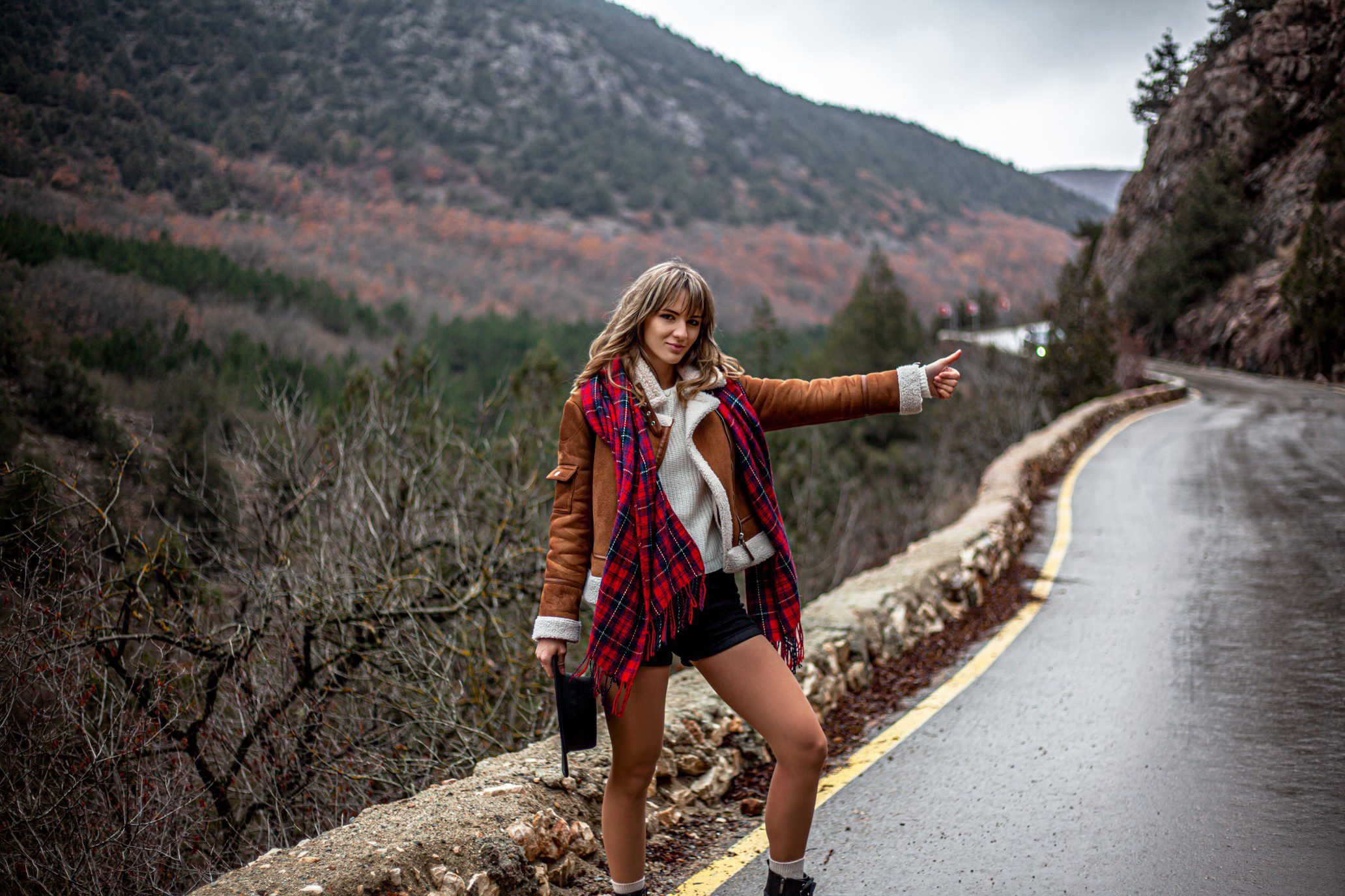 Hitchhiking in the USA: Is It Still Legal? Here’s the Truth - Drivin ...