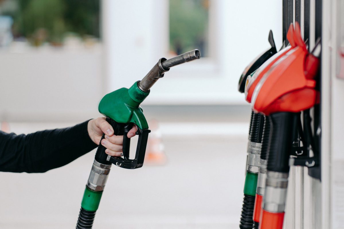 Should You Use Fuel Additive? - Drivin' & Vibin'