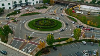 WARNING: How to Drive Through a Roundabout (The Correct Way) - Drivin ...