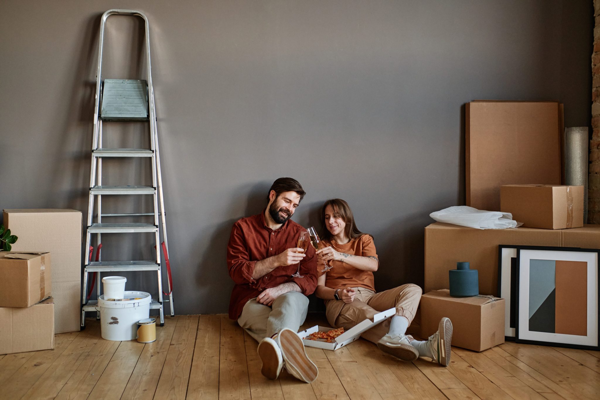 5 Easy Places to Find Moving Boxes - Drivin' & Vibin'