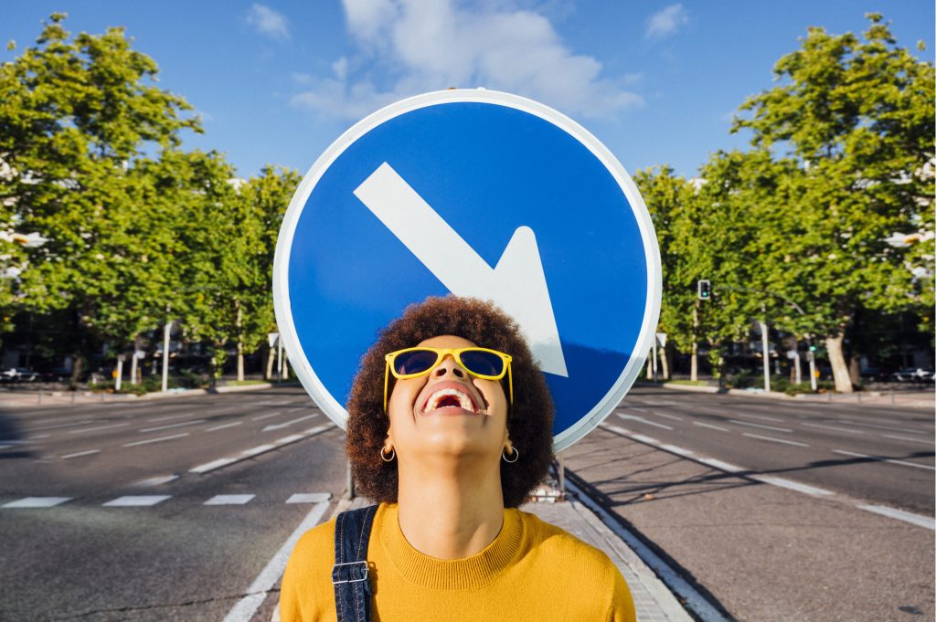 10 Road Signs You Must Know - Drivin' & Vibin'