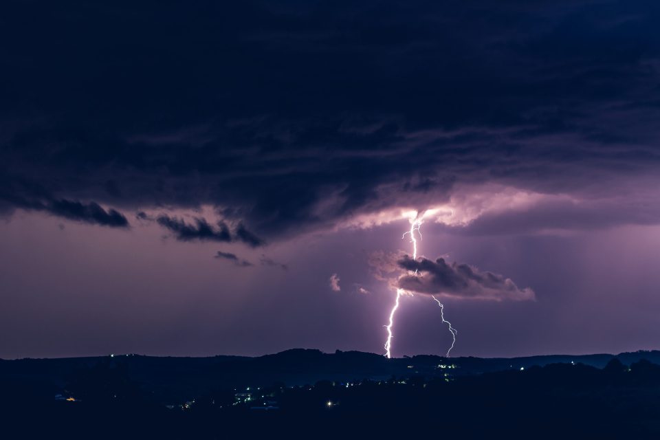 World Record Lightning Strike Shocks Texas at Almost 500 Miles Long ...