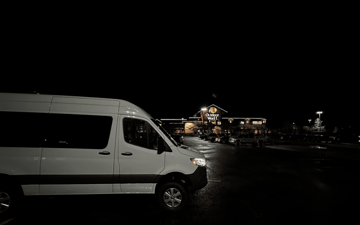 Thor RVs to Add SpaceX's Starlink in 2023 - Drivin' & Vibin'