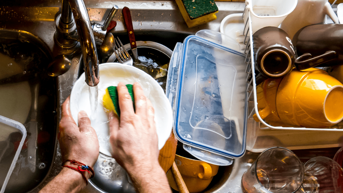 How to Easily Clean Your Dish Drying Rack - Drivin' & Vibin'
