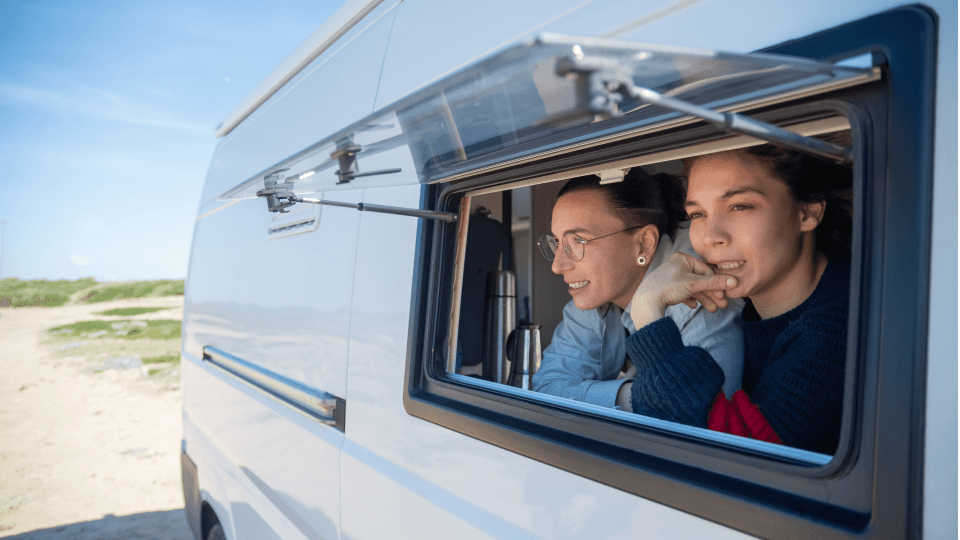 Do RVs Have Dual-Pane Windows? - Drivin' & Vibin'