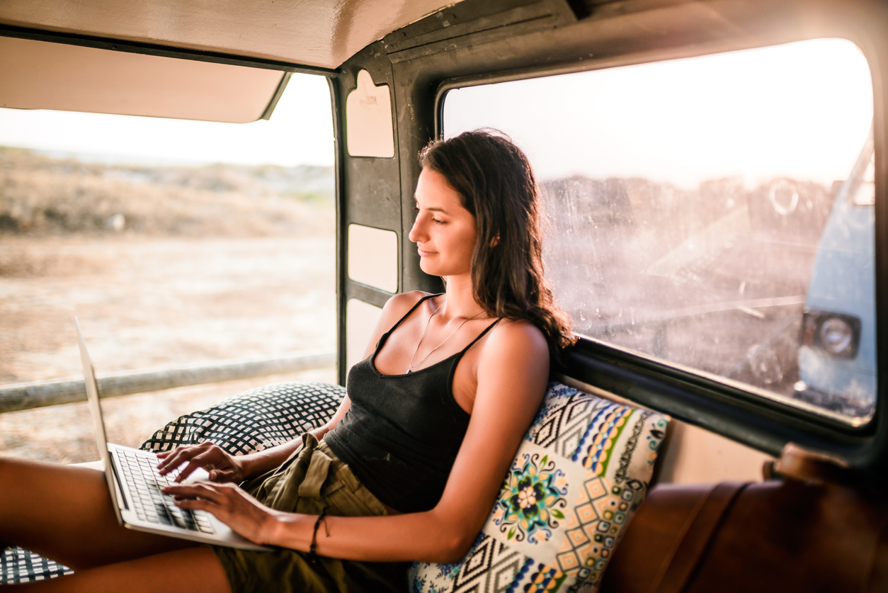 This Year’s 10 Best Camping Websites - Drivin' & Vibin'