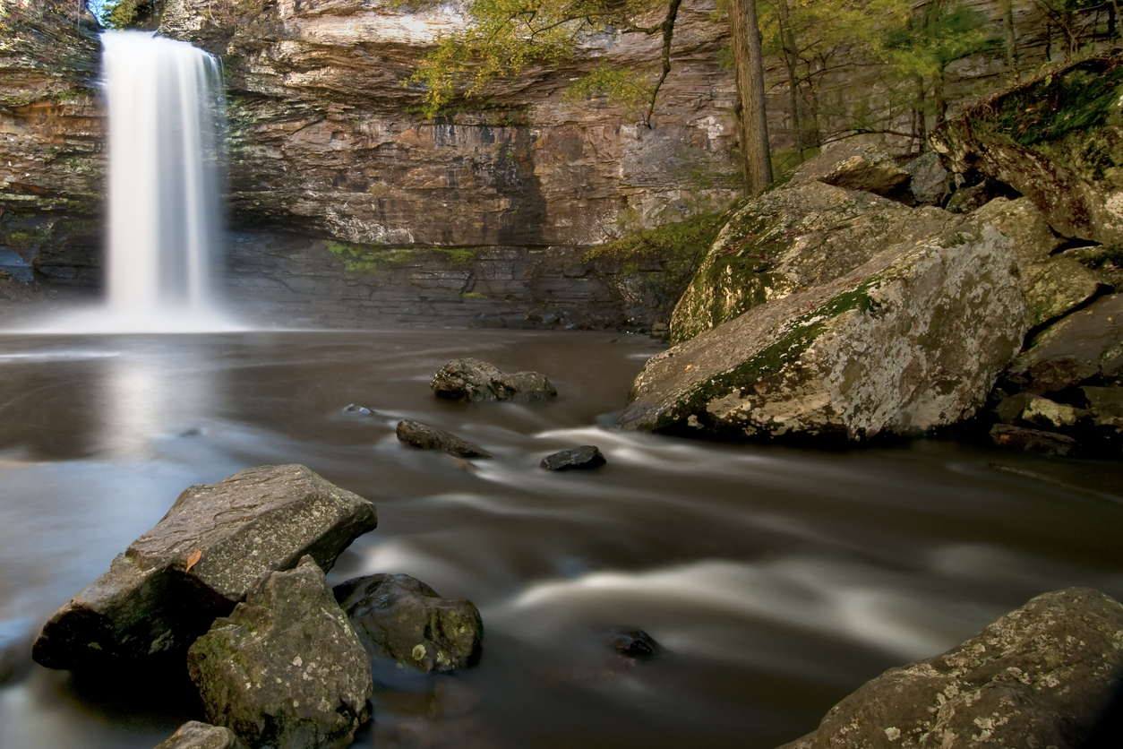 5 Awesome State Parks in Arkansas that Allow RV Camping - Drivin' & Vibin'
