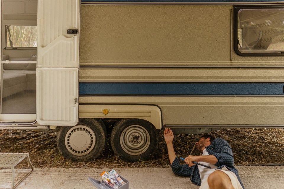 How to Know if Your RV Has Dreaded Frame Flex - Drivin' & Vibin'