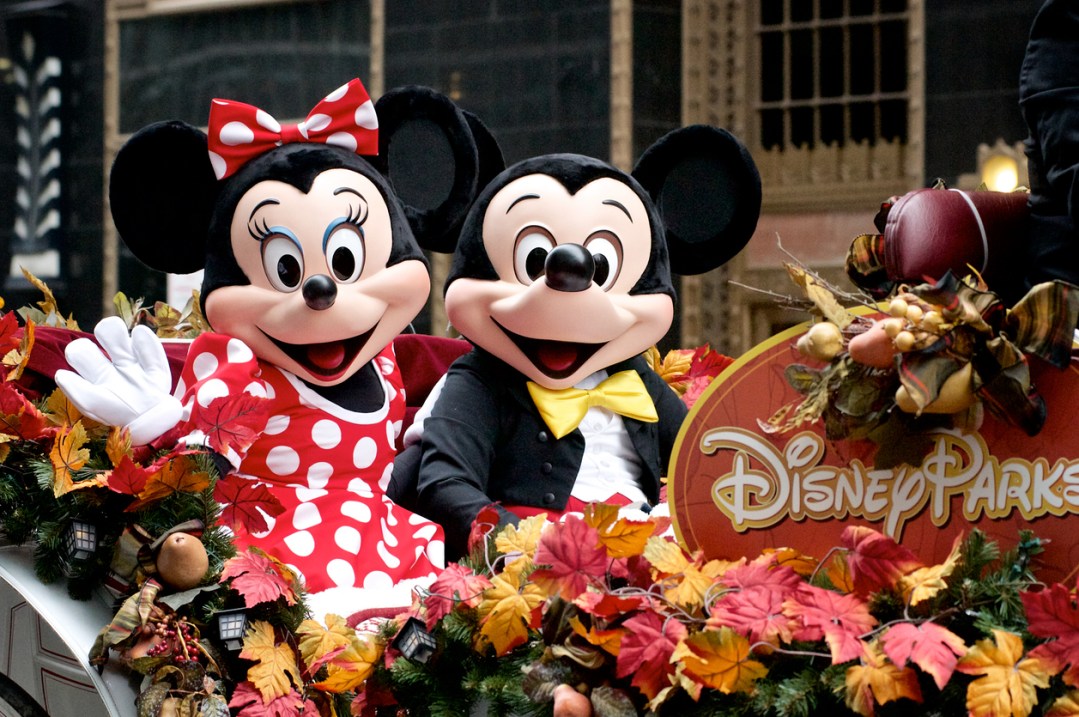 Why is Disney World in Florida? - Drivin' & Vibin'