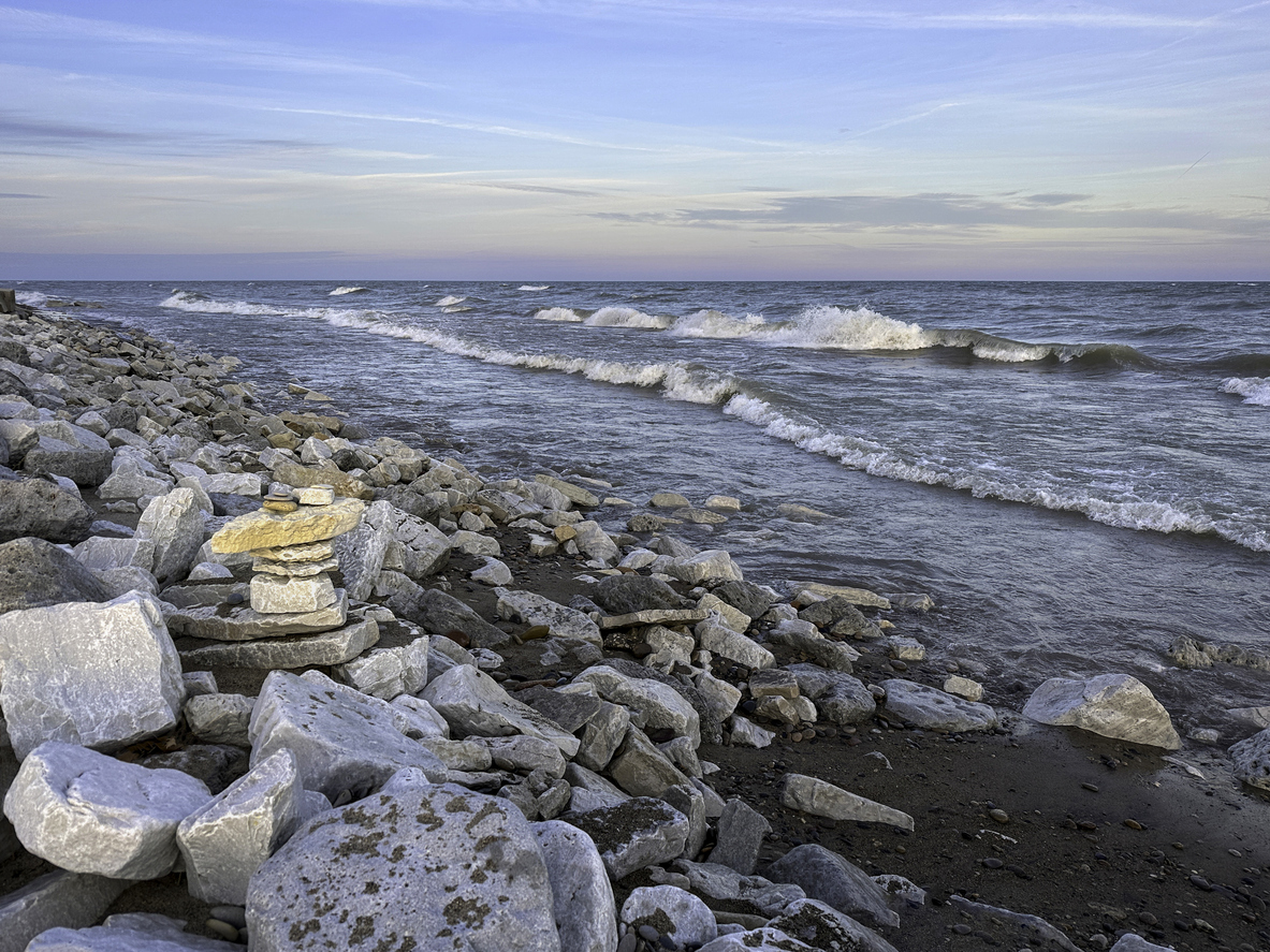 5 Beautiful State Parks in Illinois with Partial Hookups - Drivin' & Vibin'