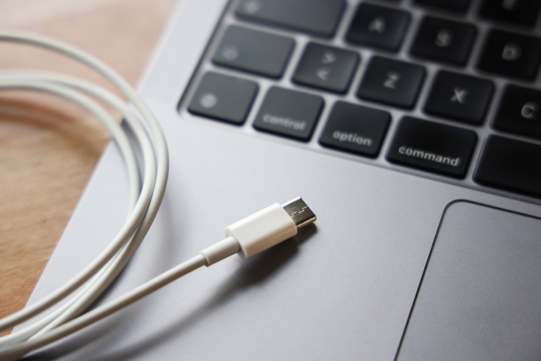 Modern RV, Outdated Tech: The USB-C Outlet Saga - Drivin' & Vibin'