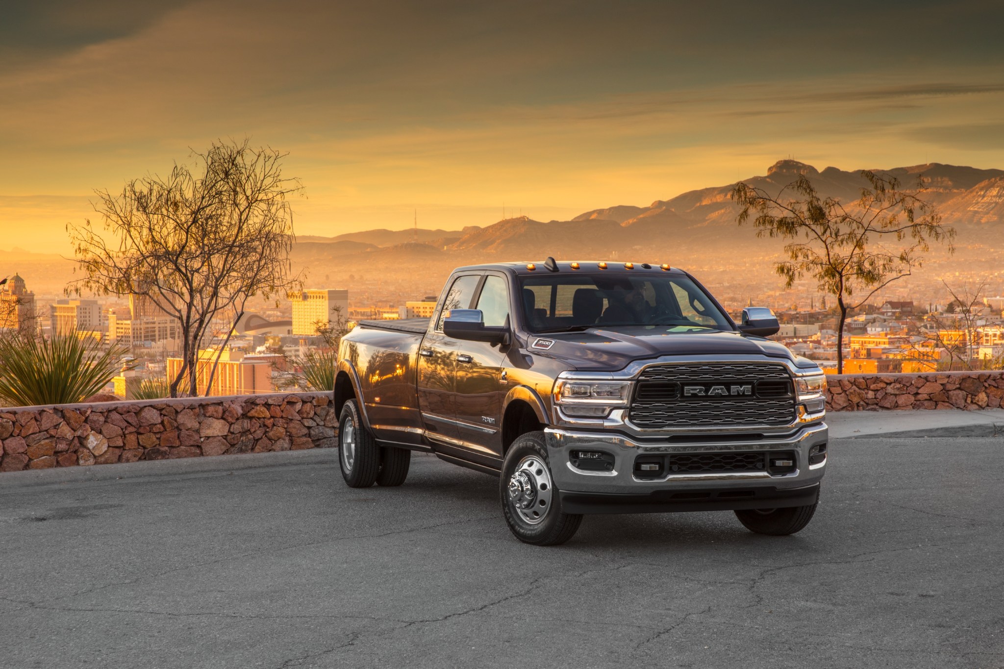 The 7 Most Powerful Trucks in the USA - Perfect for Towing - Drivin ...