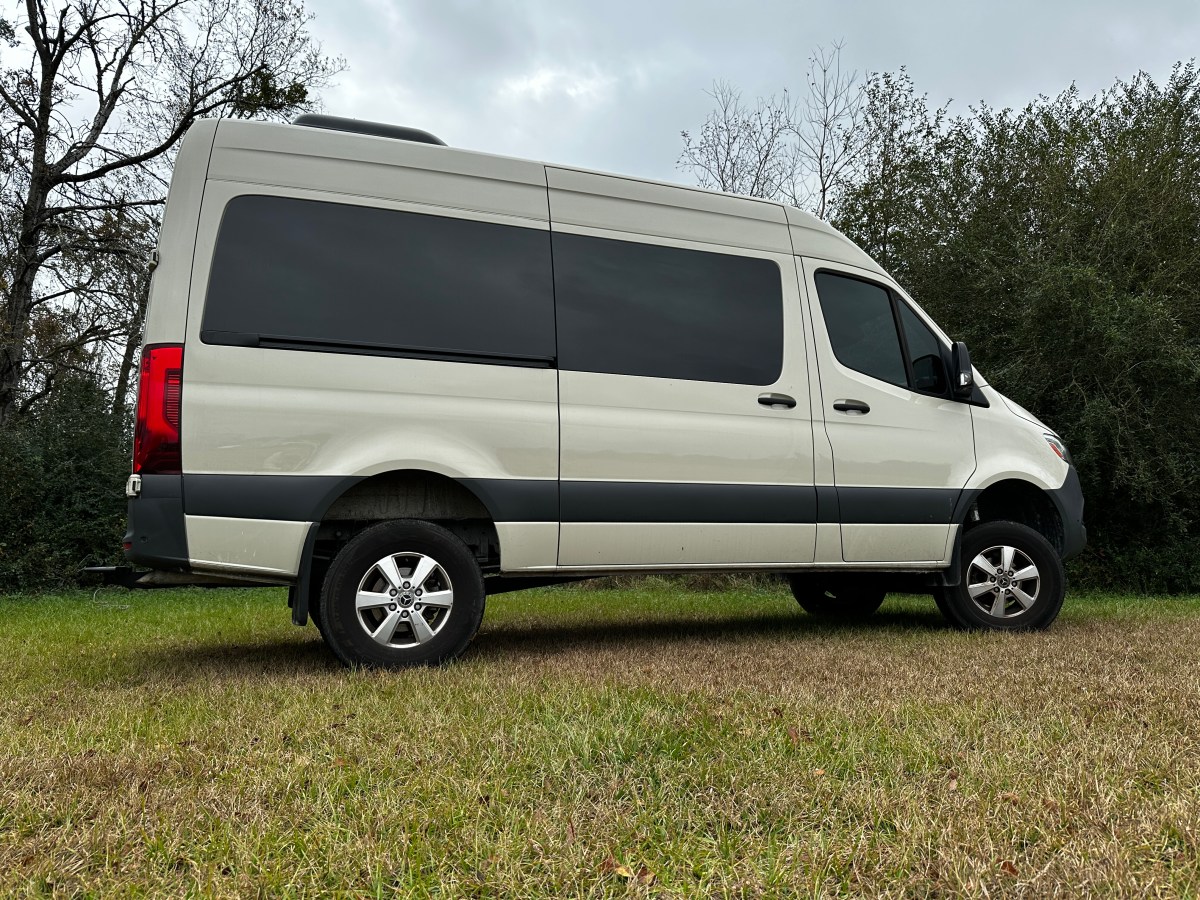 Sprinter Van: A Look at My New Lithium Battery System - Drivin' & Vibin'